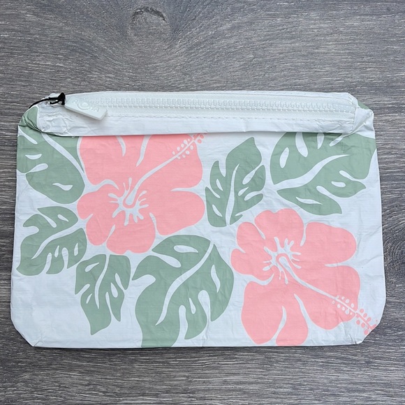 ALOHA Collection | Bags | Aloha Collection Small Pouch Big Island ...